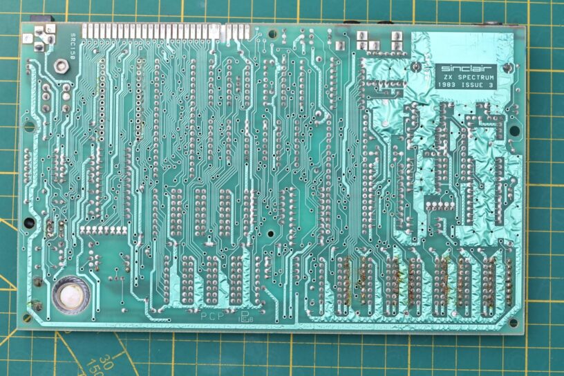 Sinclair ZX Spectrum Issue 3 – What is this ? – and thus goes by ...