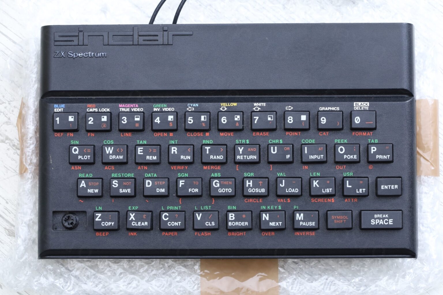 ZX Spectrum: Plastic Keyboard (Timex, Portugal) – and thus goes by ...